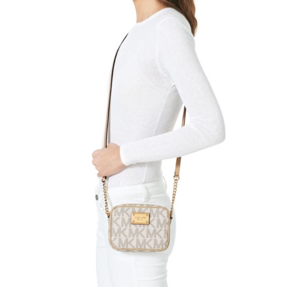 Michael Kors | Bags | Michael Kors Jet Set Crossbody | Poshmark